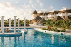 Sunwing Offers Double STAR Points - TravelPress