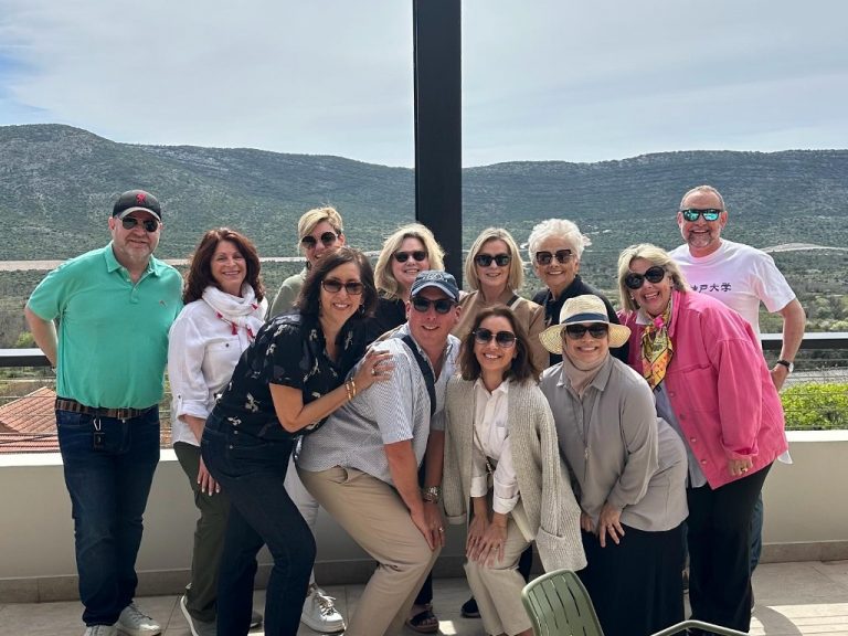 Travel Edge celebrates top performers with luxury trips - TravelPress