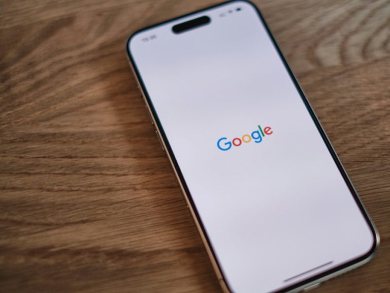 Google launches new hotel price tracking function - TravelPress