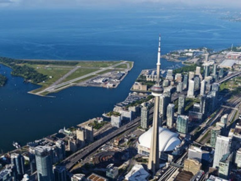 U.S. Pre-Clearance opens at Billy Bishop Toronto City Airport today ...